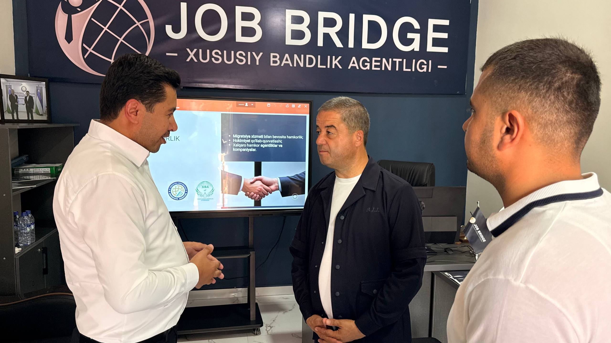 Job Bridge - Xususiy Bandlik Agentligi
